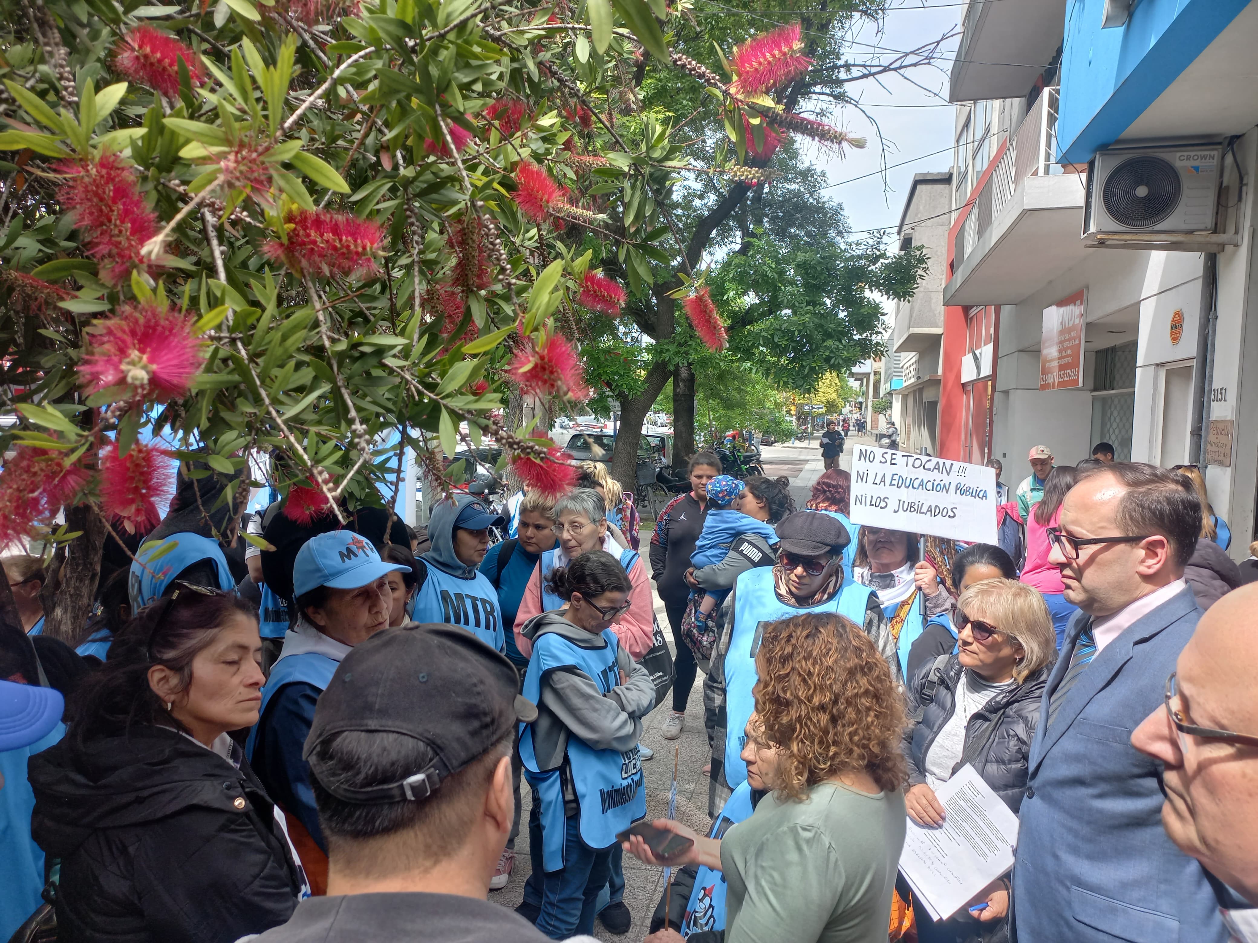 Manifestación en Anses: extienden los días para anotarse en los ... Manifestación en Anses: extienden los días para anotarse en los ...