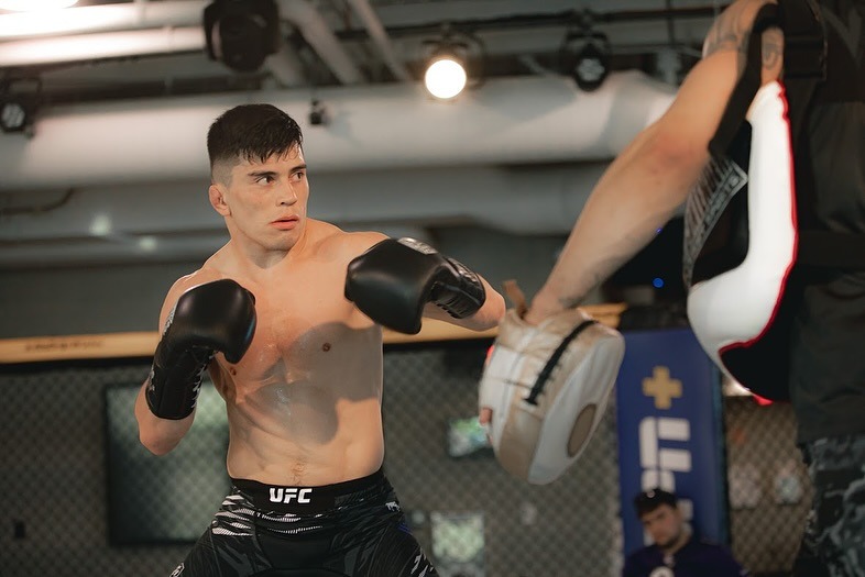 Kevin Vallejos va por su segunda victoria en UFC: “Vengo entrenando ...